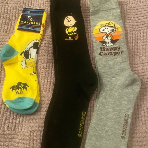 Navakit | Other | Snoopy Charlie Brown Donald Duck Sock Bundle 5 Pair ...
